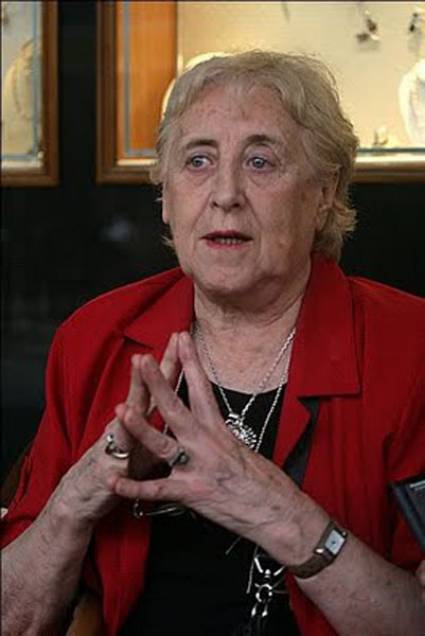 STELLA CALLONI: “Hay que salvar el país ahora; mañana será tarde ...