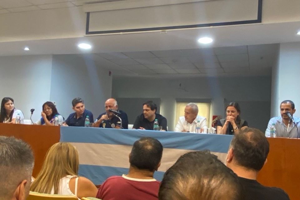 INTEGRANTES DE LA LISTA DE DEBANDI EN DEDENSA DEL TRABAJO ARGENTINO ...